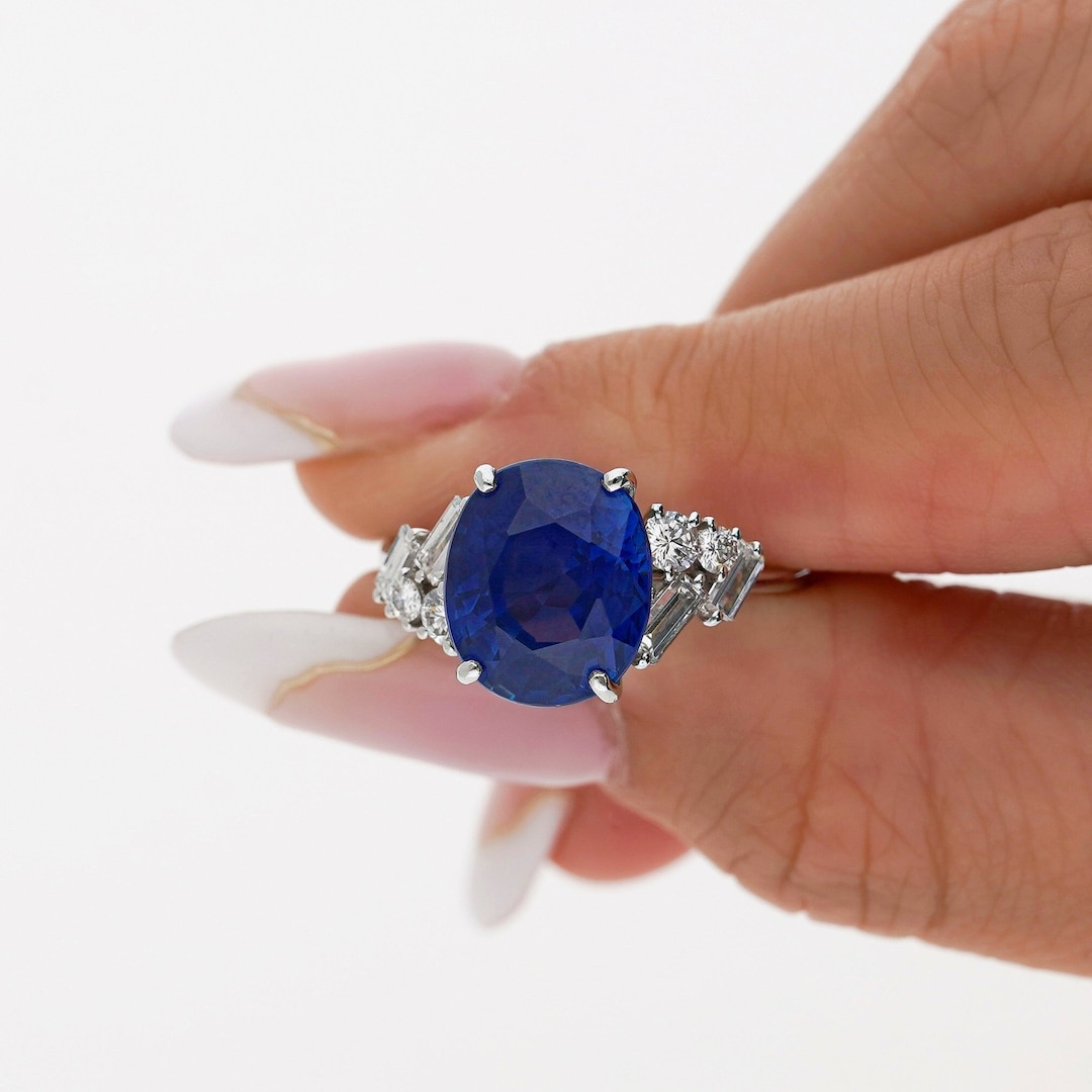 GRS Certified 6.35 Carat Royal Blue Oval Cut Natural Sapphire With ...
