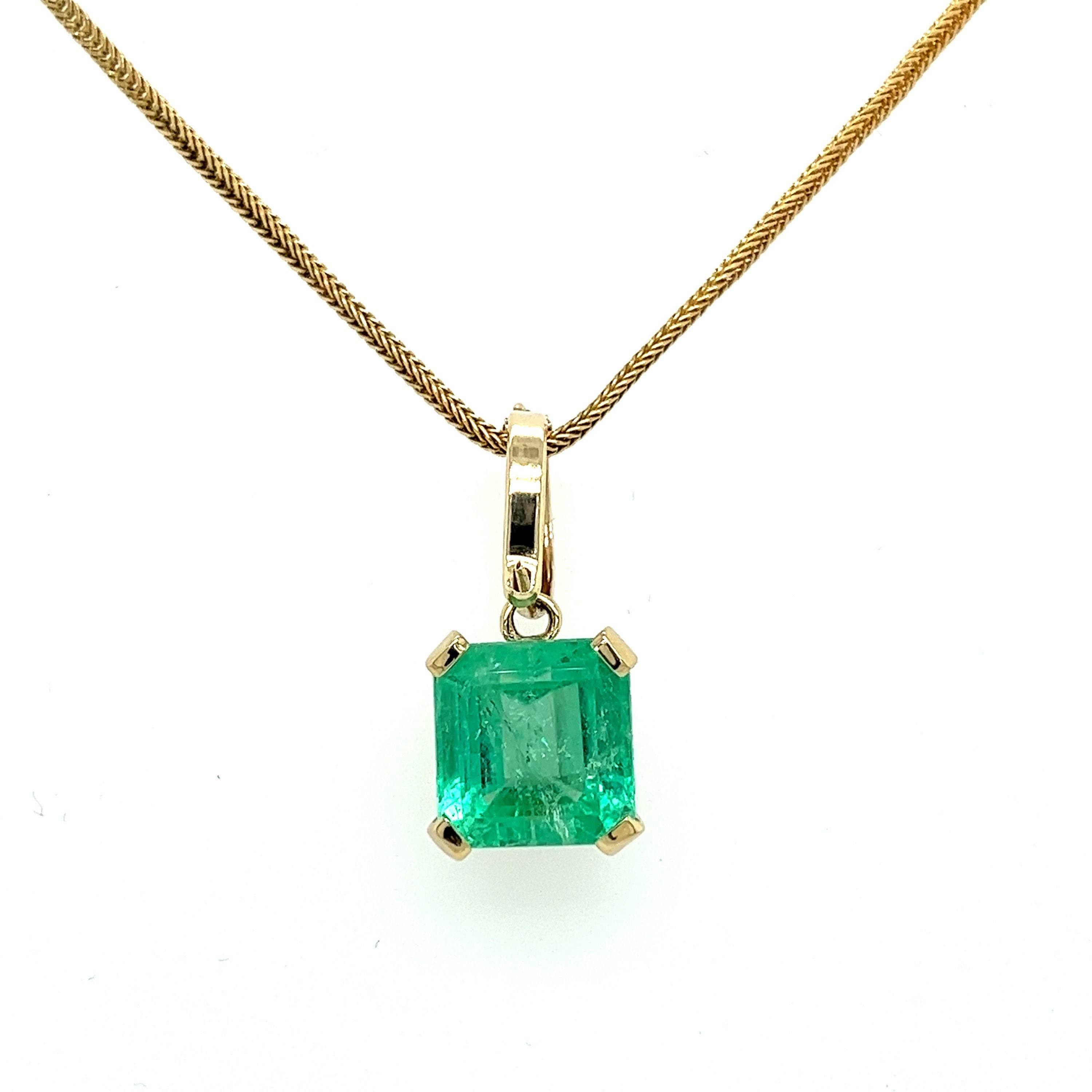 8.34 Carat Colombian Emerald Solitaire Pendant Necklace in 14k Solid ...