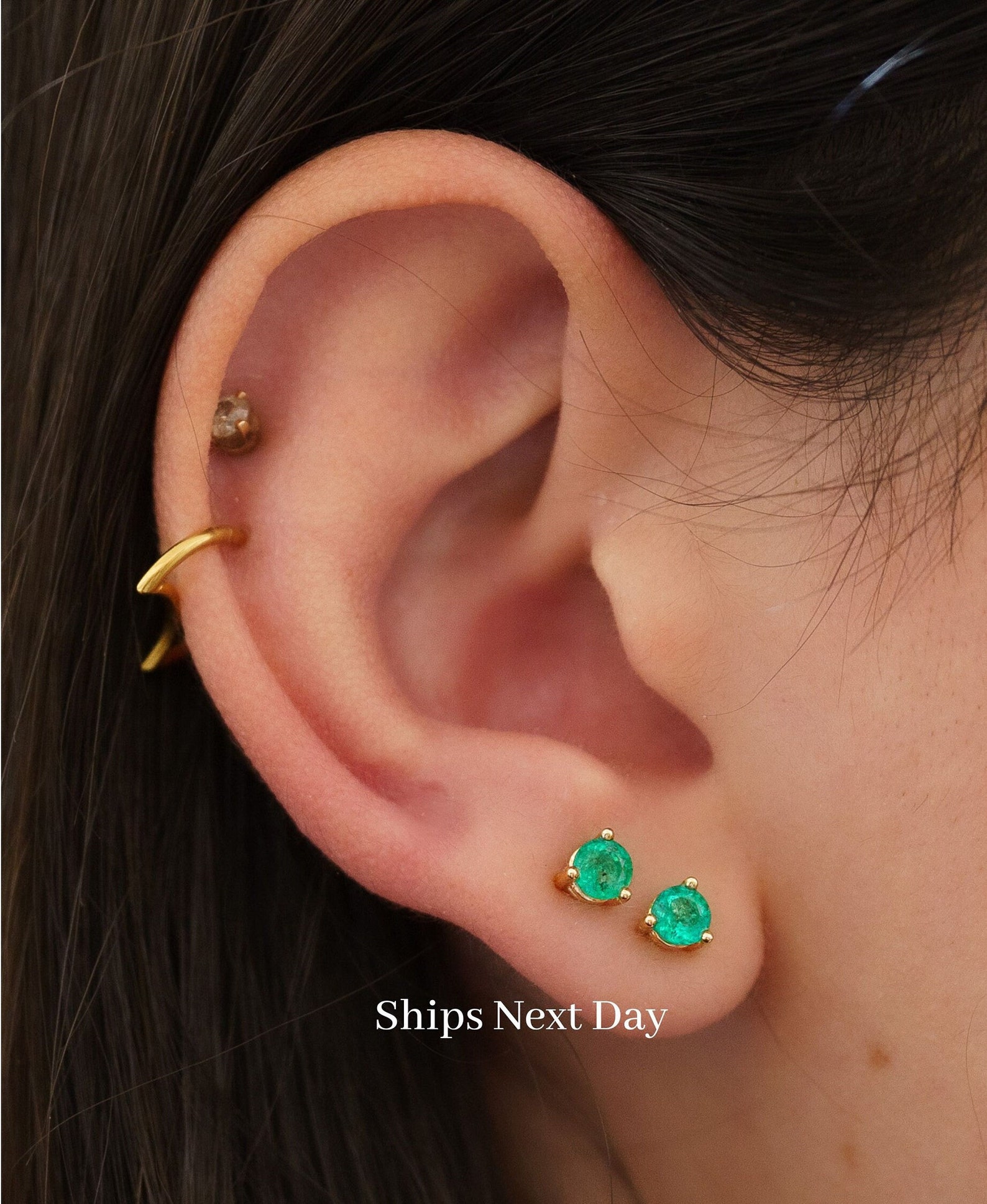 1/2 Carat Natural Emerald 4mm Round 3-prong 14K Gold Stud Earrings / 0. ...