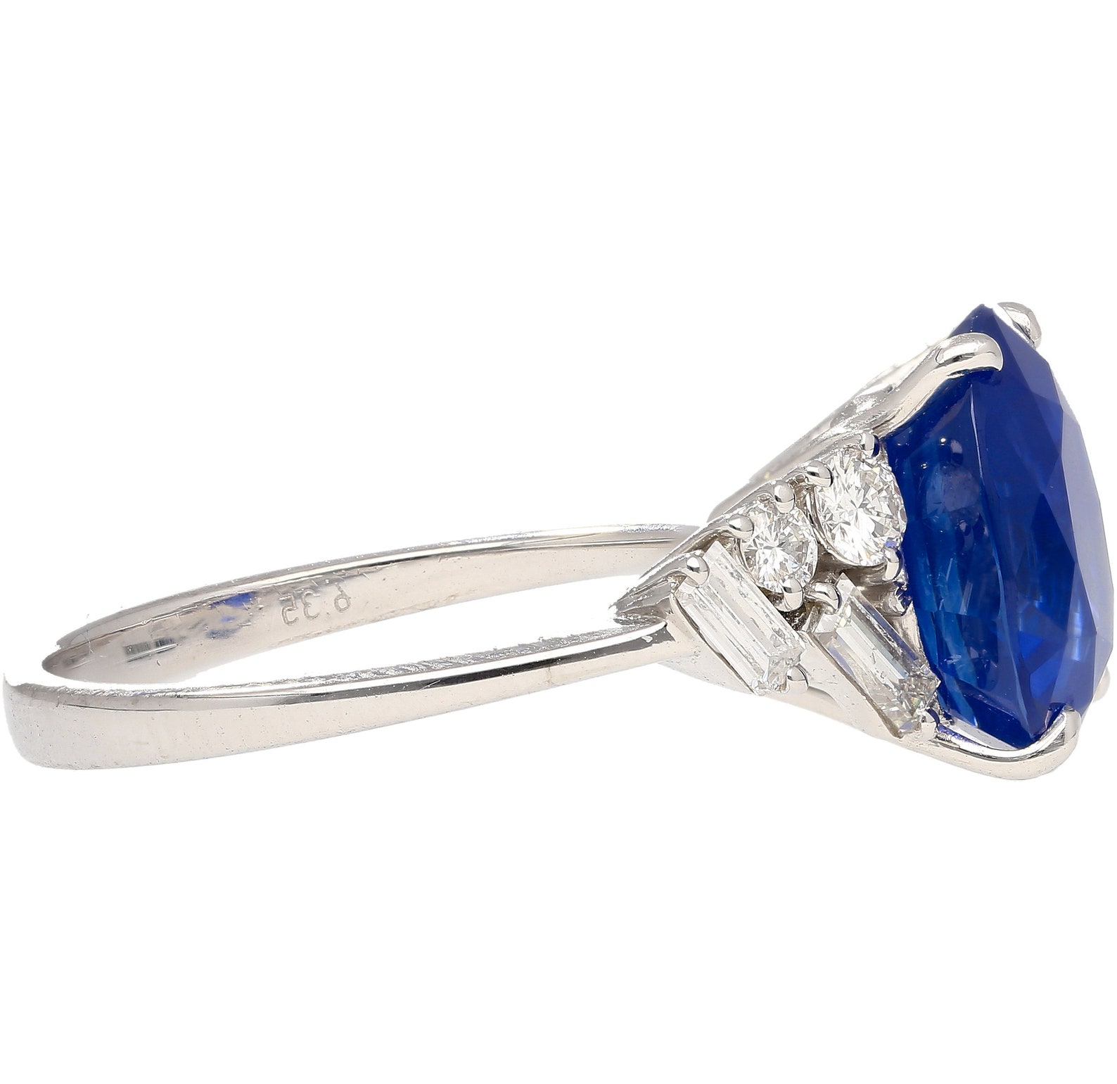 GRS Certified 6.35 Carat Royal Blue Oval Cut Natural Sapphire With ...