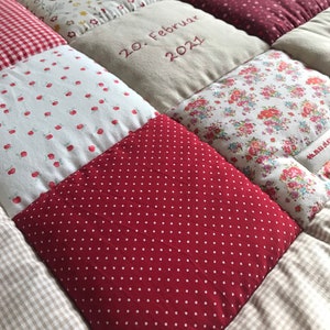 Krabbeldecke mit Namen, Babydecke, Krabbeldecke mit Namen Lotta Patchworkdecke, personalisiert ...