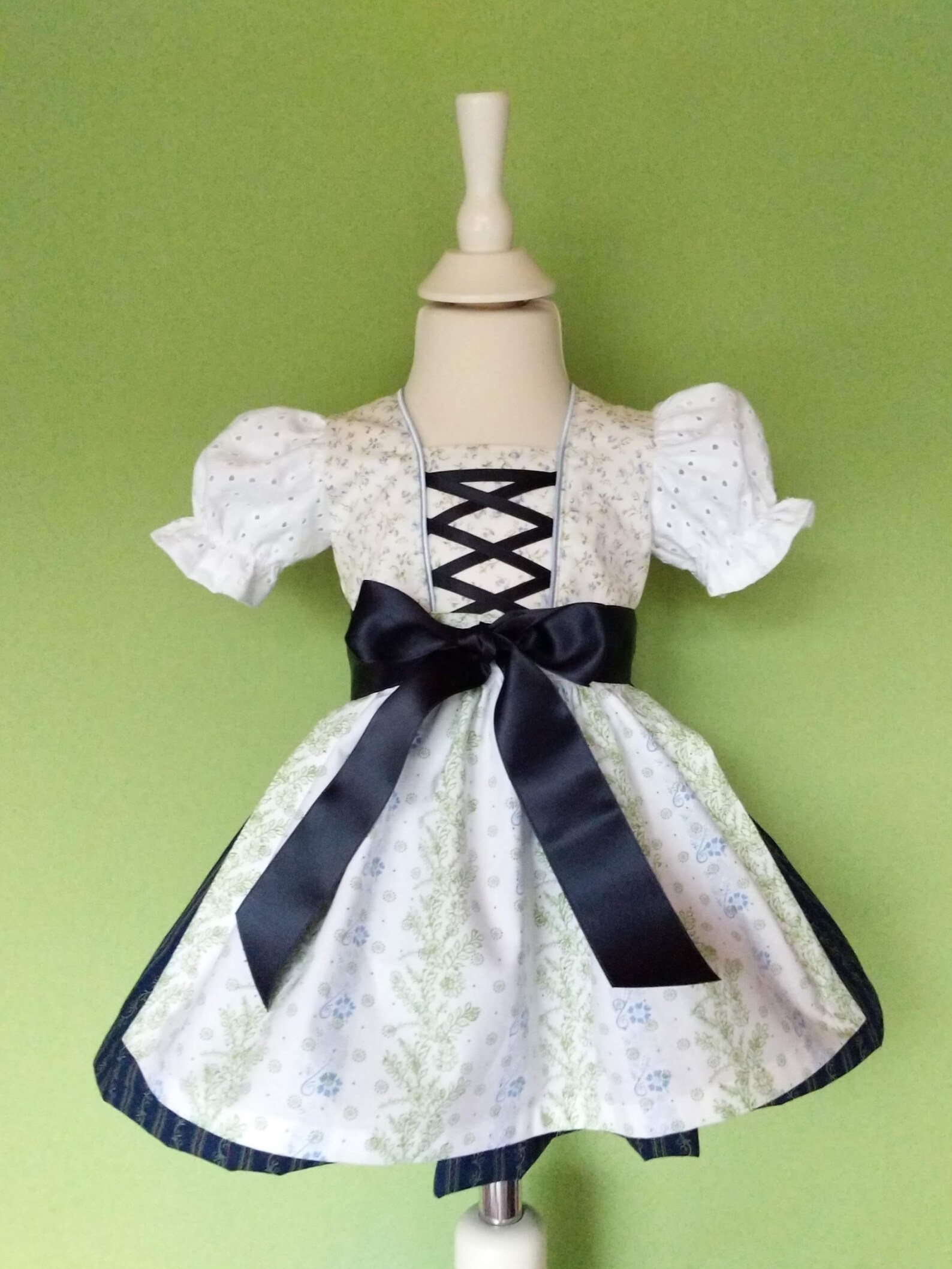 Baby Dirndl Marthl Gr. 56-92 mit Reißverschluss - Etsy.de