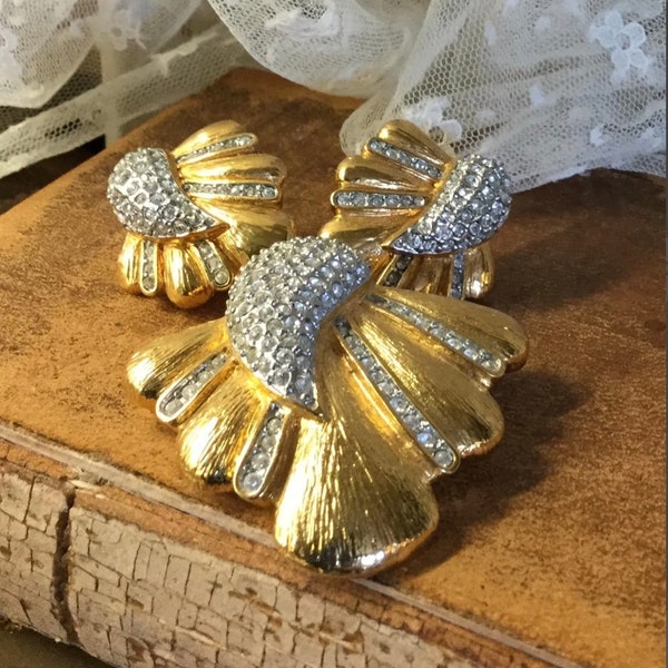 Butler Brooch - Etsy