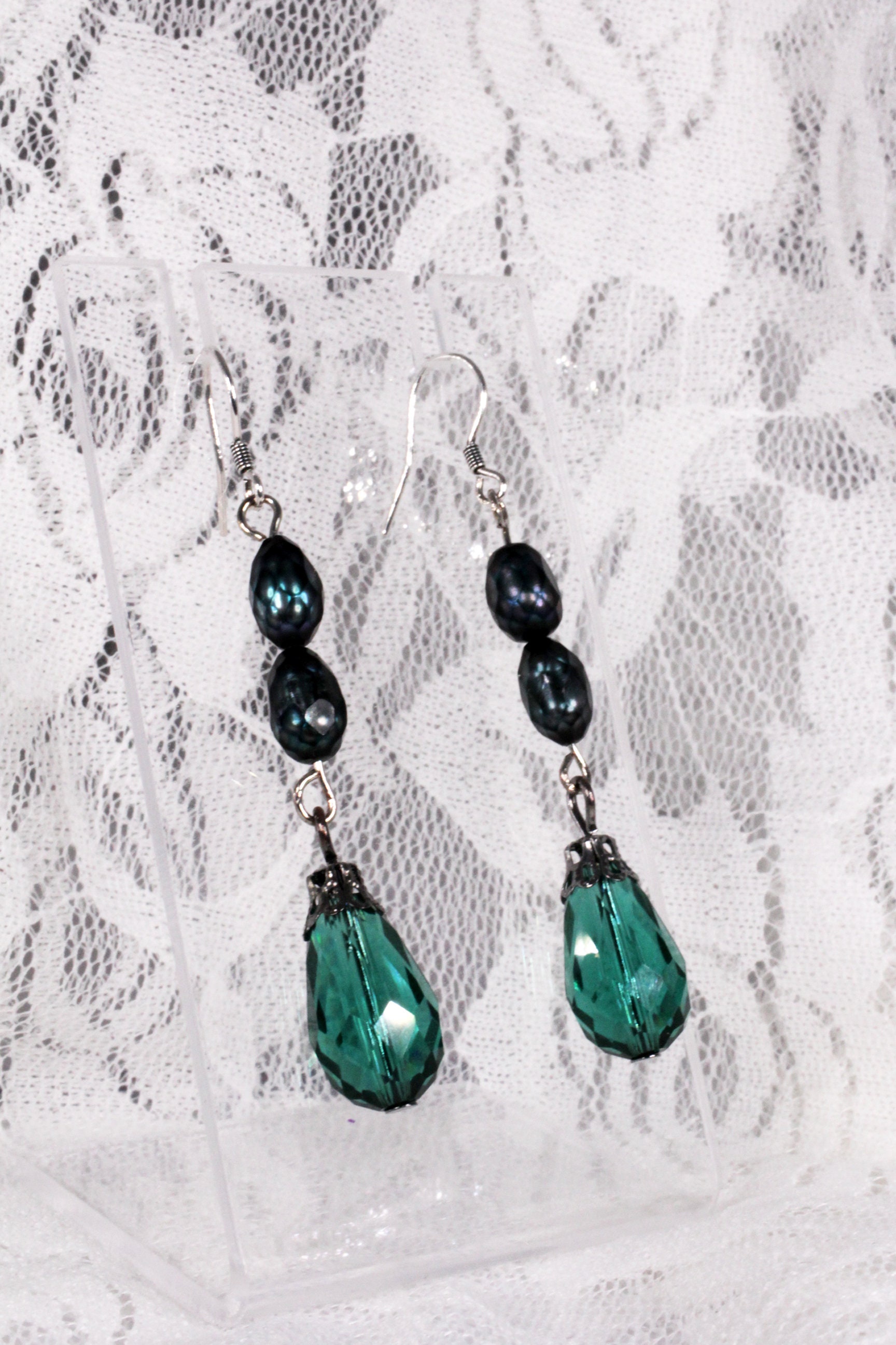 Genuine Black Pearl Necklace and Earrings Set With Green | Etsy