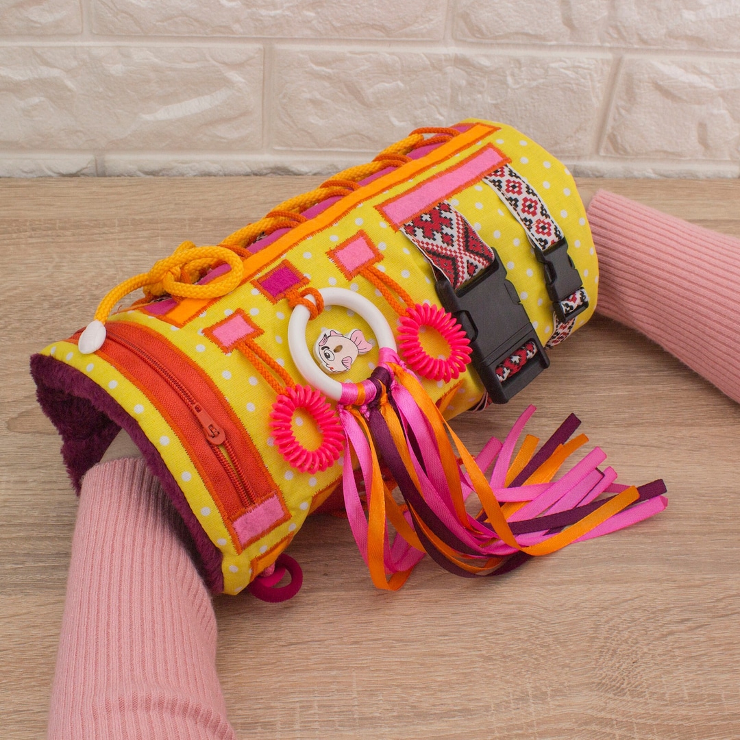 Dementia Activity Fiddle Twiddle Fidget Muff, Sensory Alzheimer Gift ...