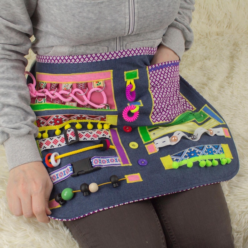 Dementia Sensory Apron, Fidget Blanket Adult, Alzheimers Gift, Nursing ...