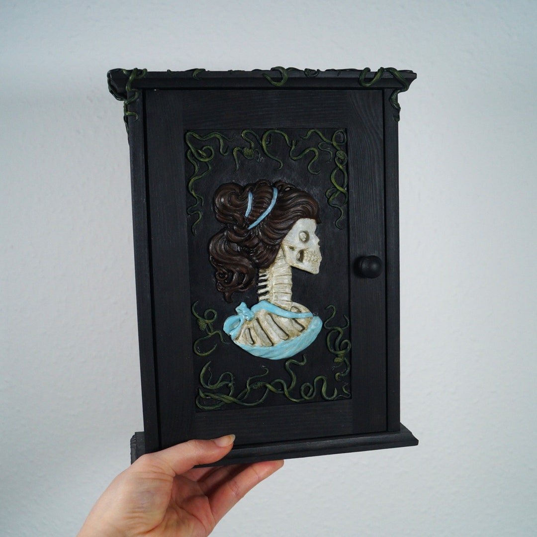 Decorative Key Cabinet for Wall, Wooden Key Box, Skeleton Key Cabinet ...