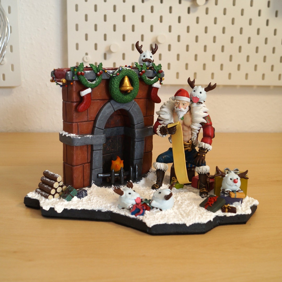 Braum League of Legends Sculpture, Santa Braum Figurine, Lol Sculpture ...