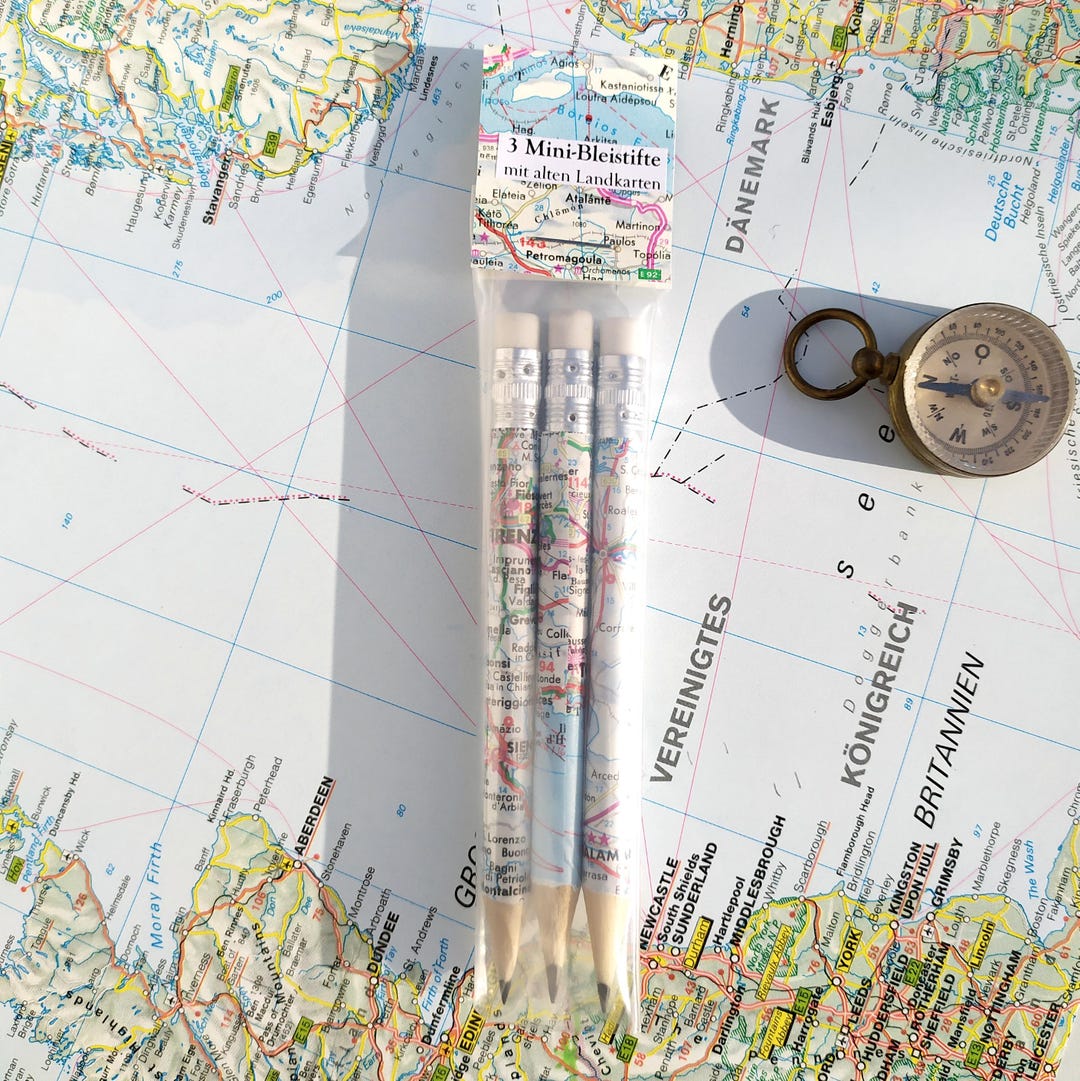 Short Pencil Maps Upcycling - Etsy