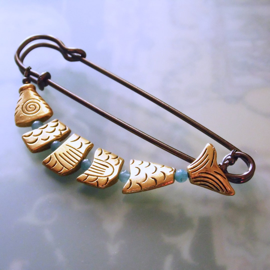 Large Shawl Pin Gold Fish Kilt Pin With Arthropod Fish and Jade - Etsy