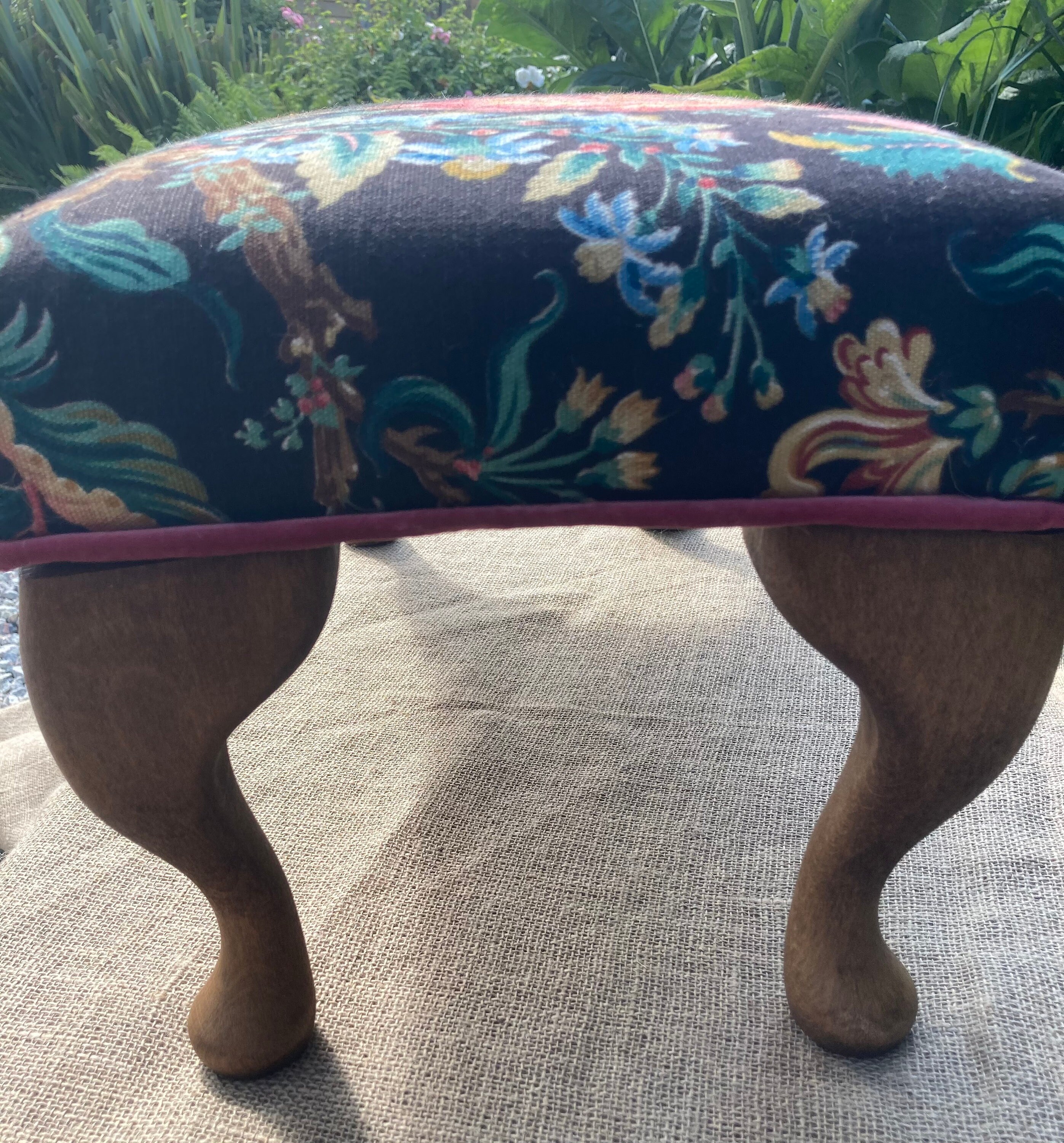 Hand Crafted Footstool in a Heavy Vintage Floral Fabric with - Etsy.de