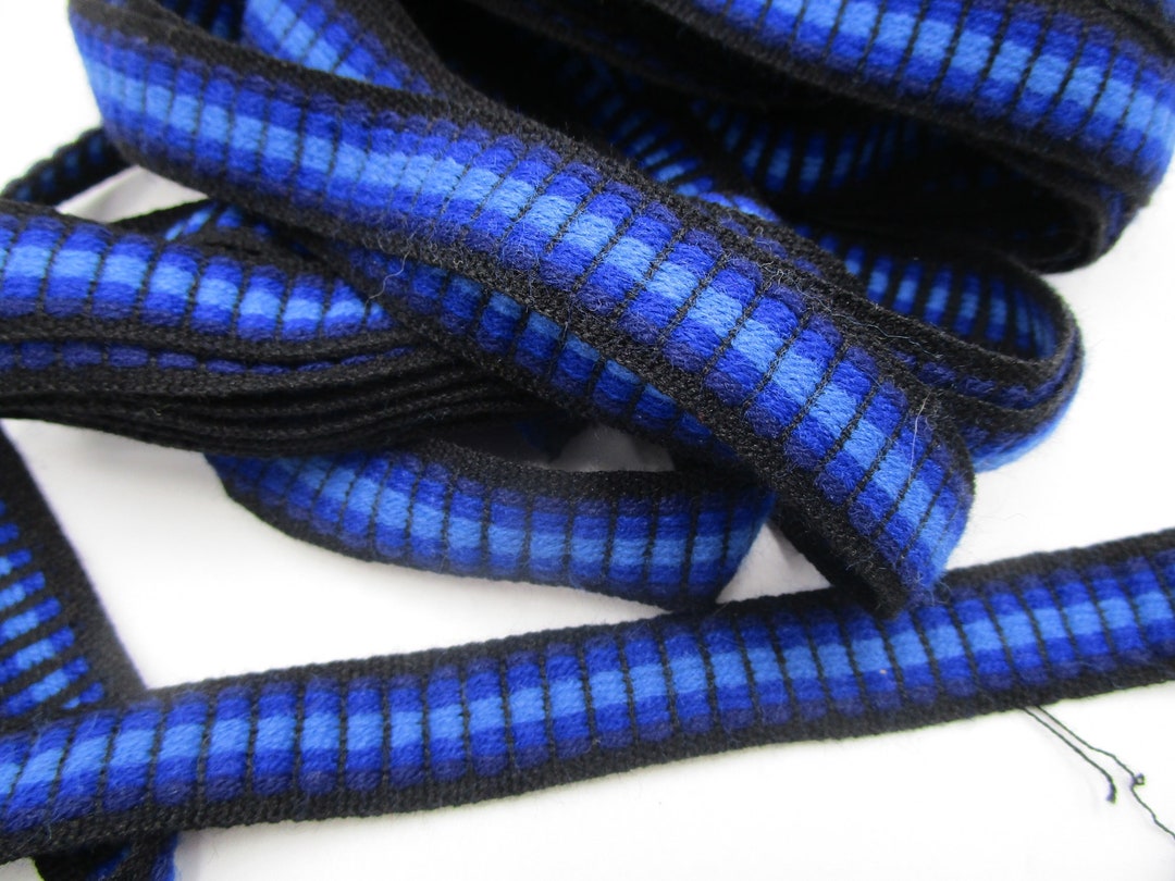 1.50 M Narrow Woven Border Dark Blue With Royal Blue/medium Blue ...