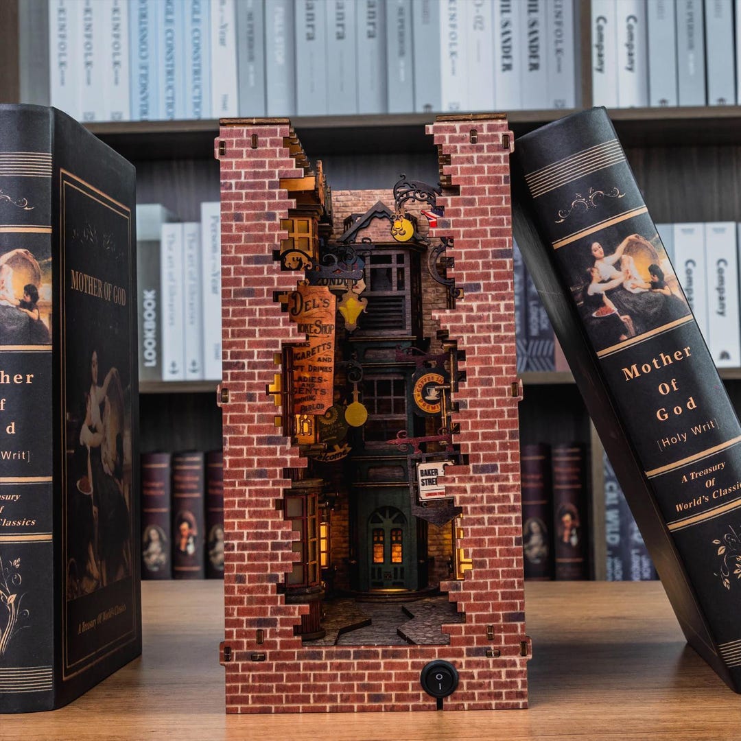 Victorian London Alley Book Nook - Miniature Baker Street Scene With ...
