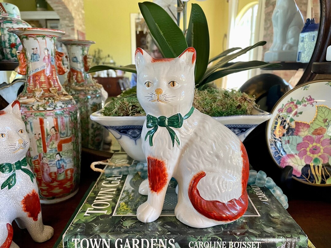 Staffordshire Right Russet Mantle Cat With Open Legs and Green Ribbon ...