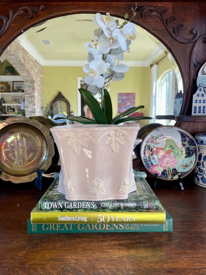 Vintage Pink Cache Pot Jardiniere Planter With Relief Work Molding in a ...