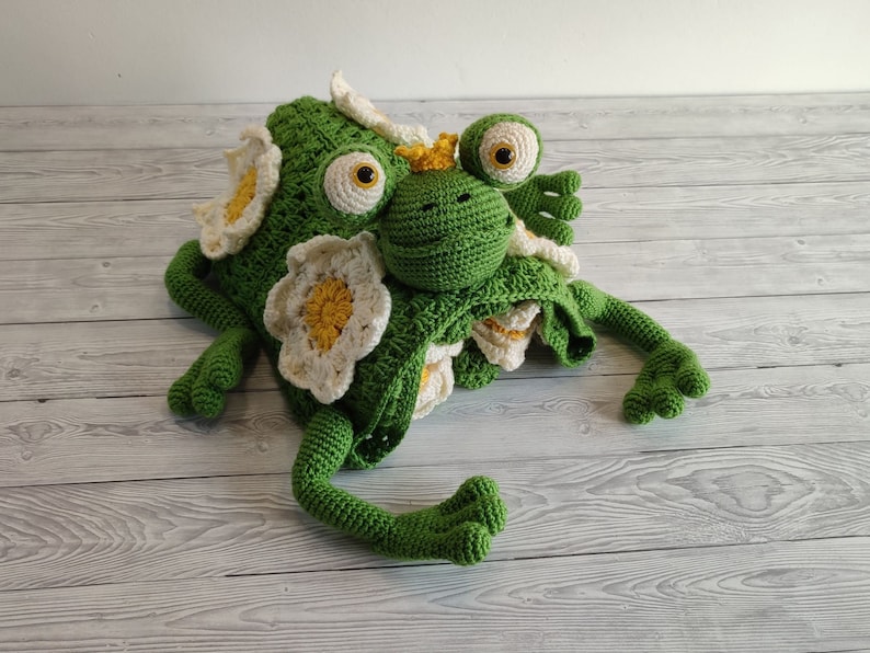 Crochet Frog Baby Blanket Pattern | 3in1 Folding Pram Toy (PDF Pattern ...