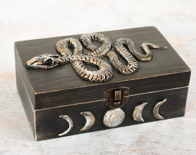 Serpent Wicca Box - Etsy