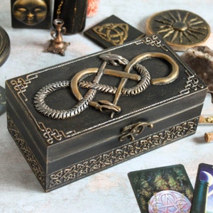 Ouroboros Tarot Card Box - Etsy