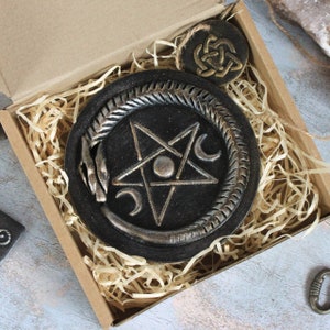 Ouroboros Pentagram Altar Pentacle Plate - Etsy