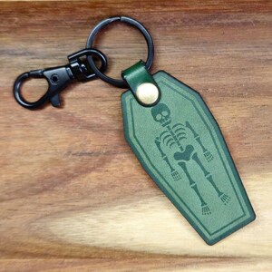 Coffin Keyring - Halloween Keyring - Key Fob - Boo Basket Gift - Etsy UK