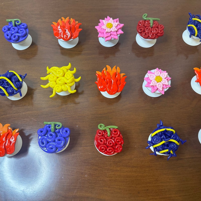 Anime Pop Socket - Etsy