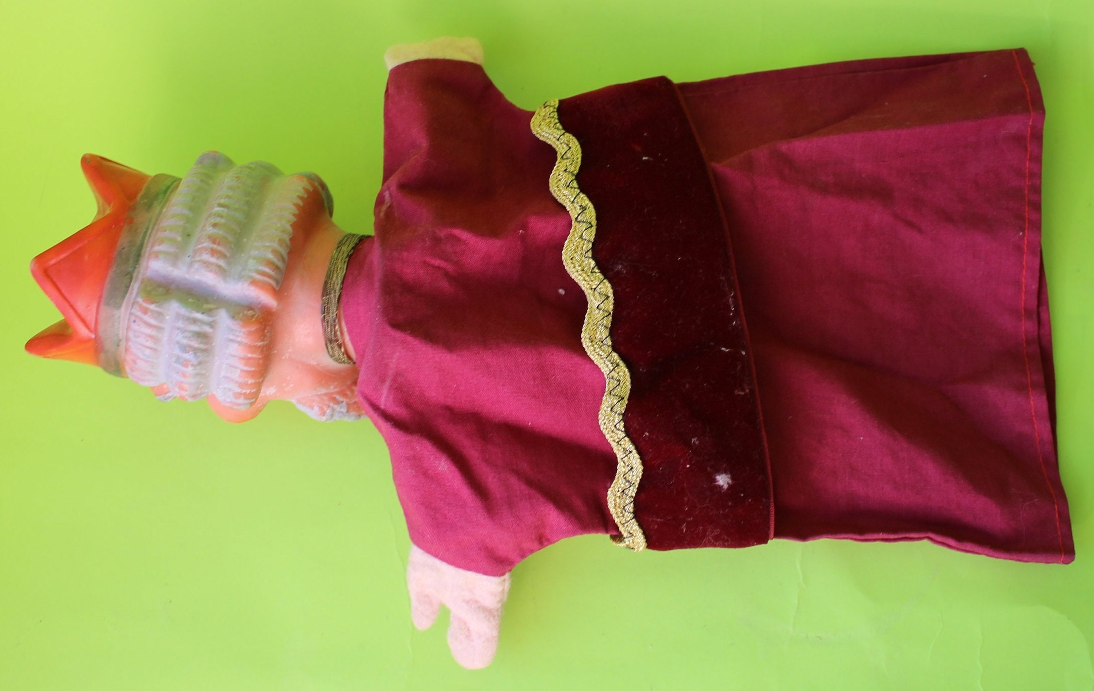 Vintage Rubber King Hand Puppet, 1970s GDR Toy - Etsy