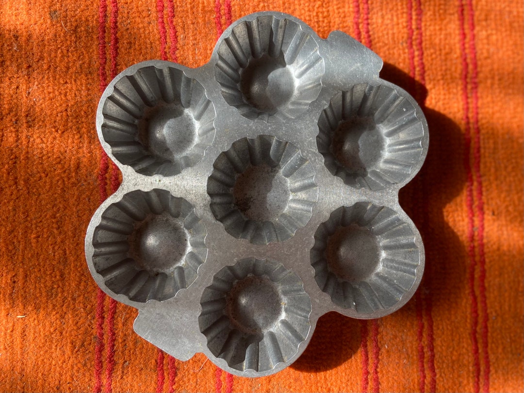 Soviet Cakes Molds,vintage Cakes Cookies Maker, Soviet Metal Cookie ...