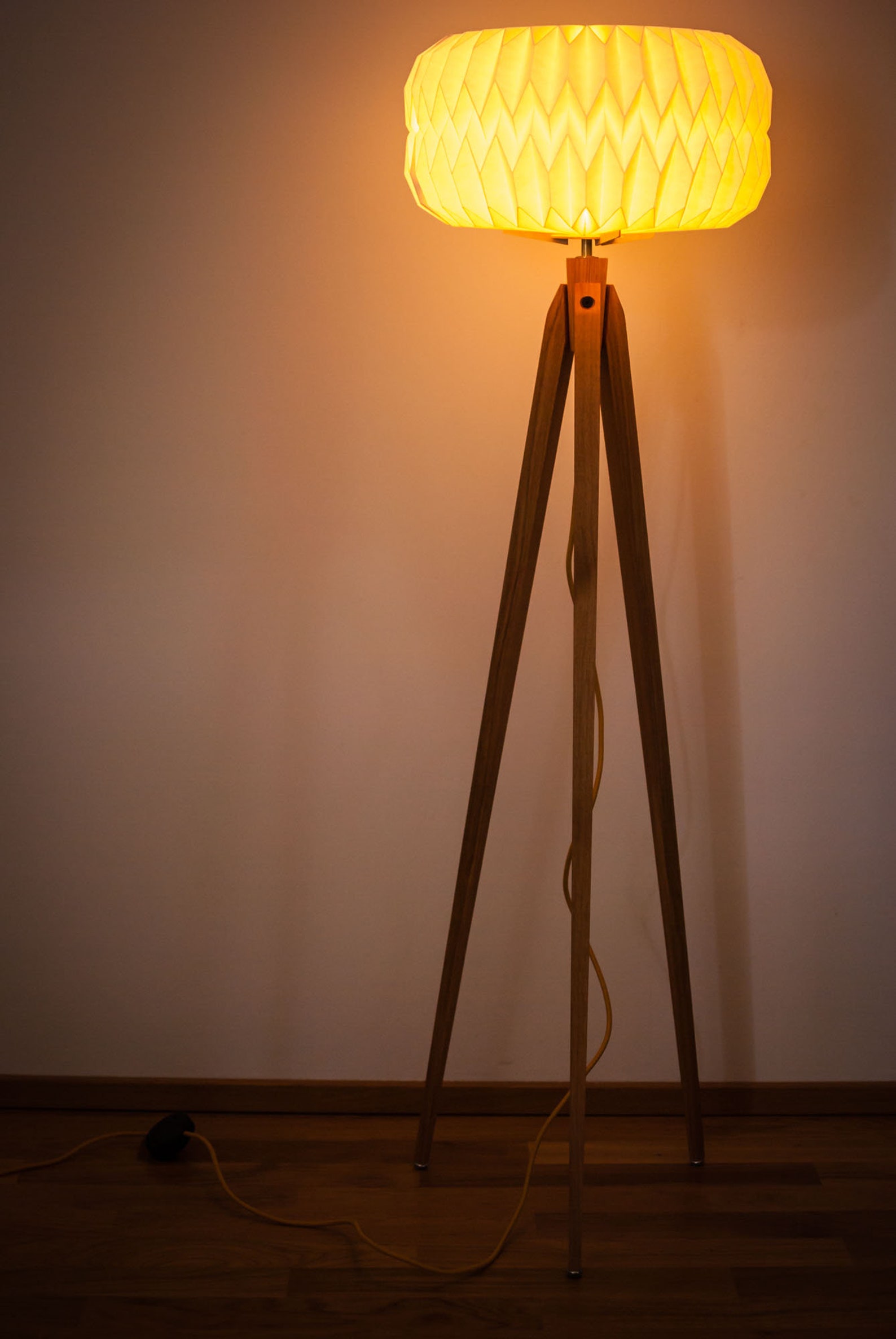 Tripod Floor Lamp Tripod Retro 60-70 Design Origami - Etsy