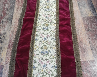 Hand brocade ceiling texture - engase