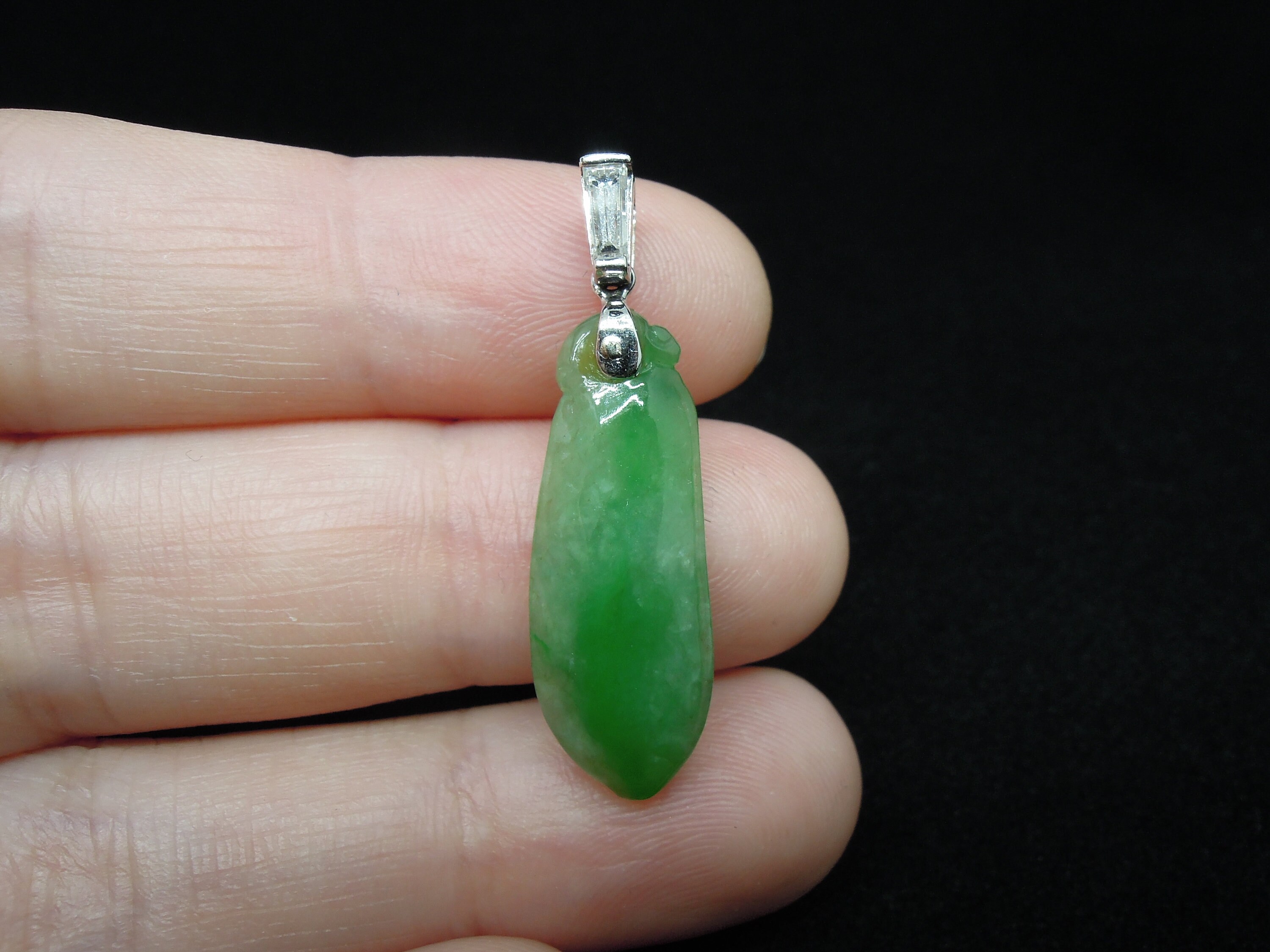 Bean Green Jadeite Pendant 18K White Gold Grade A Certified | Etsy