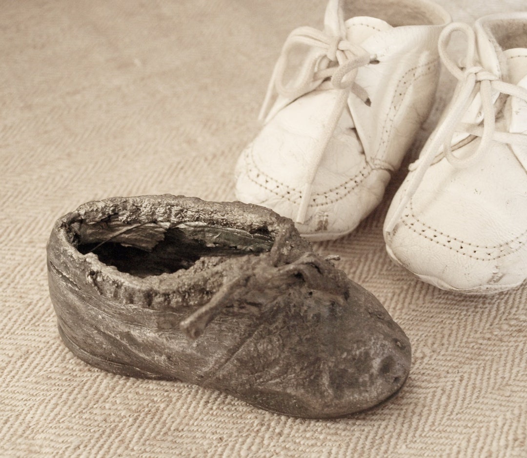 Old Baby Shoe Electroplated Antique, Souvenir, Silver Shoe, Shabby ...