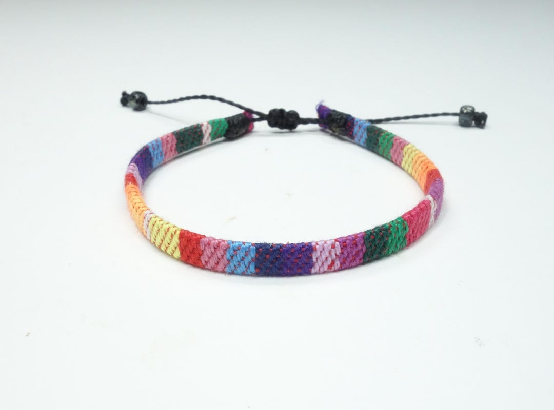 Handgemaakte Surfersarmband. Pride-armband. Lgbt-festivalsieraden. Homo ...