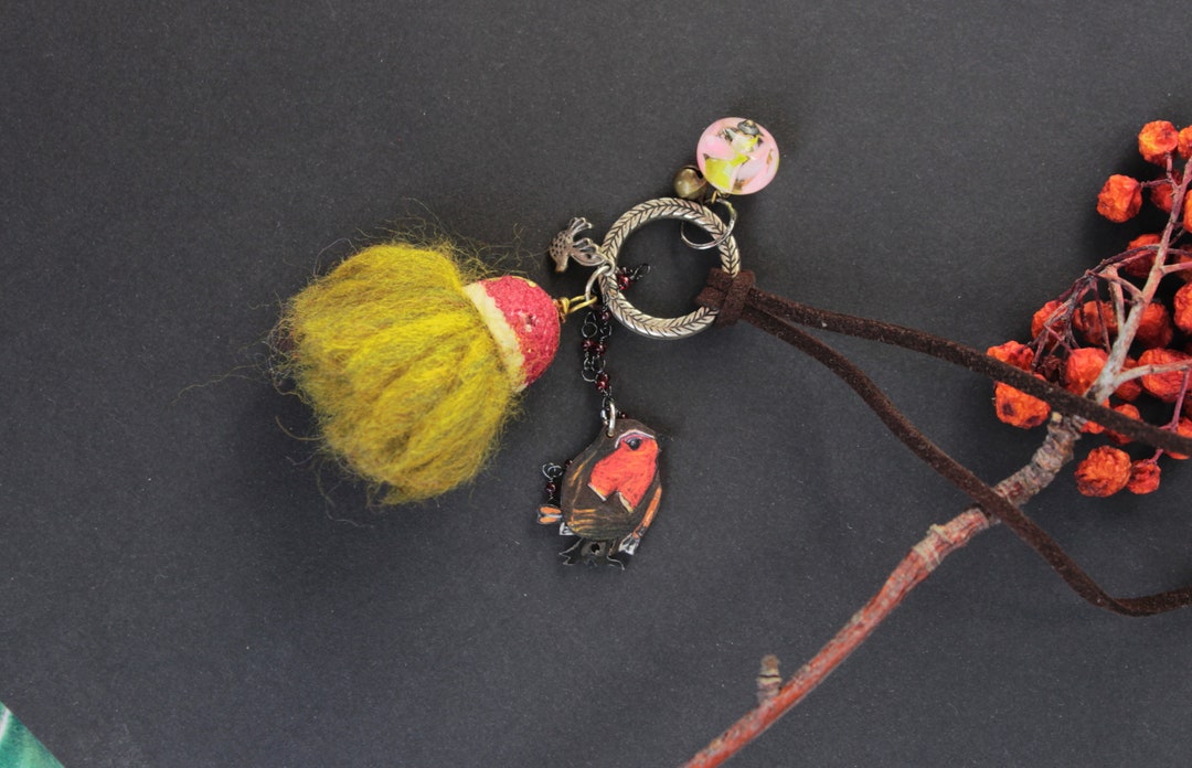 Chain Robins Silk Cocoon Felt Bird Red Glass Pearl Handmade - Etsy