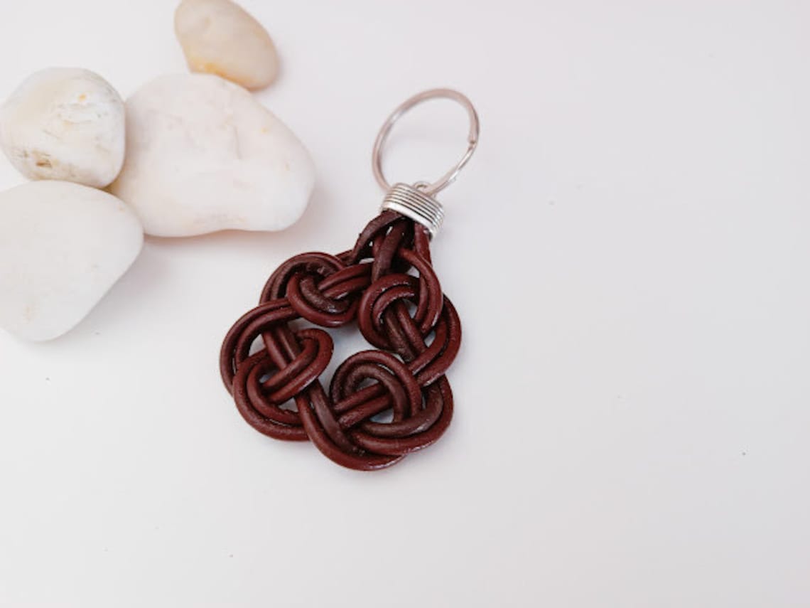 Fatherhood Knot Keychain, Leather Keychain for Fathers, Celtic Father ...