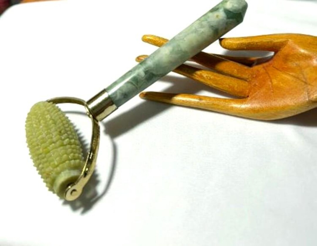 Chinese Medicine Professional Practitioners Ying Yu Jade Acupressure ...
