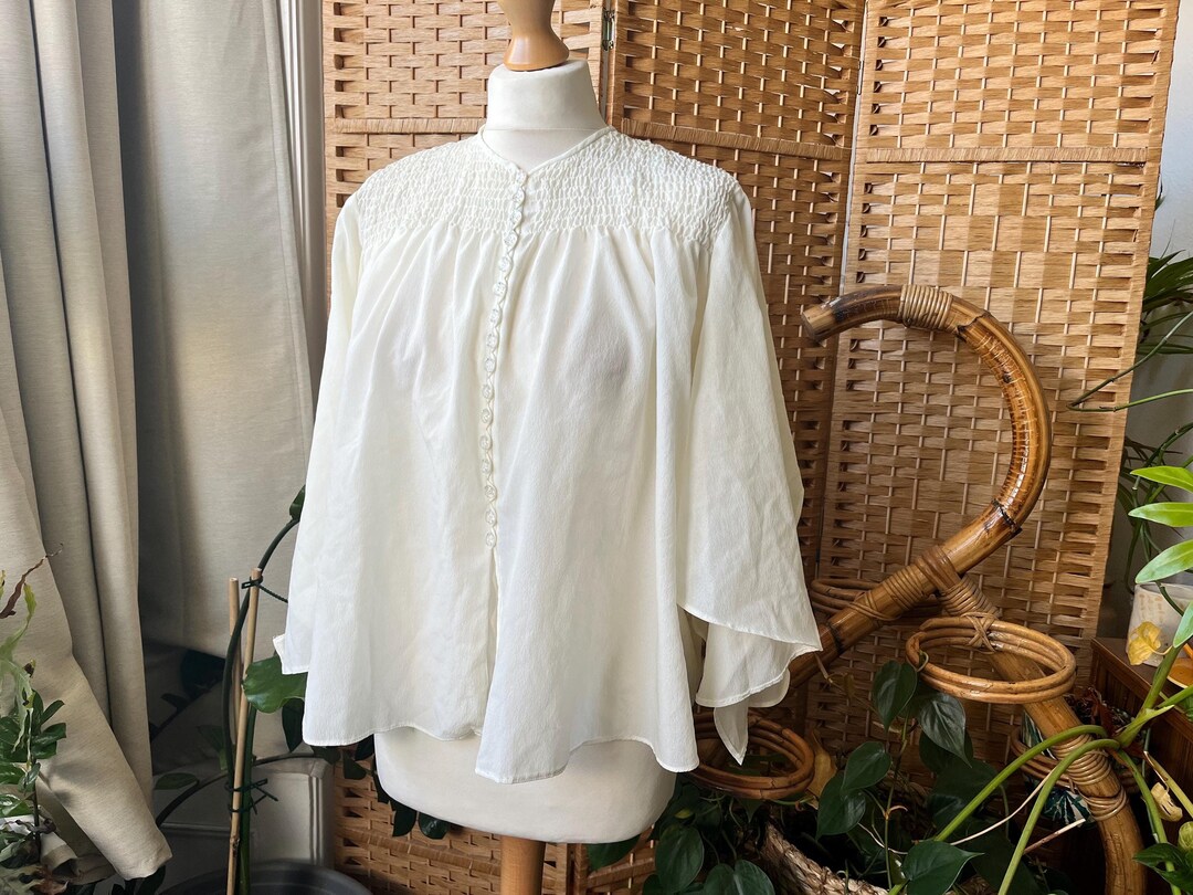 1970s Angel Sleeve Blouse M L // White Floaty Cape Sleeve Fancy Top ...