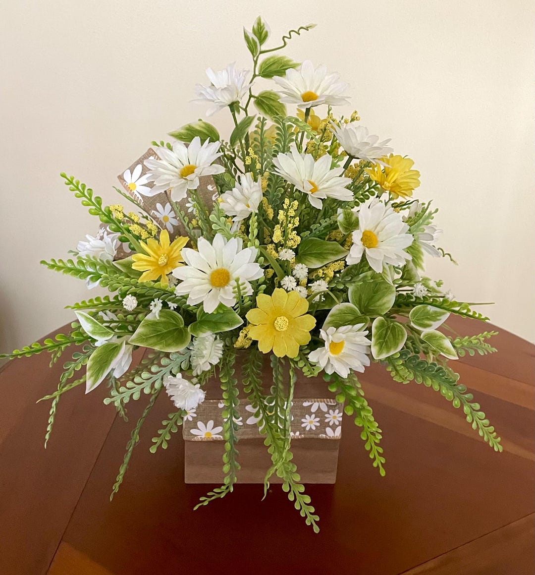Daisy Centerpiece: Rustic Farmhouse Floral Arrangement, Spring Summer ...