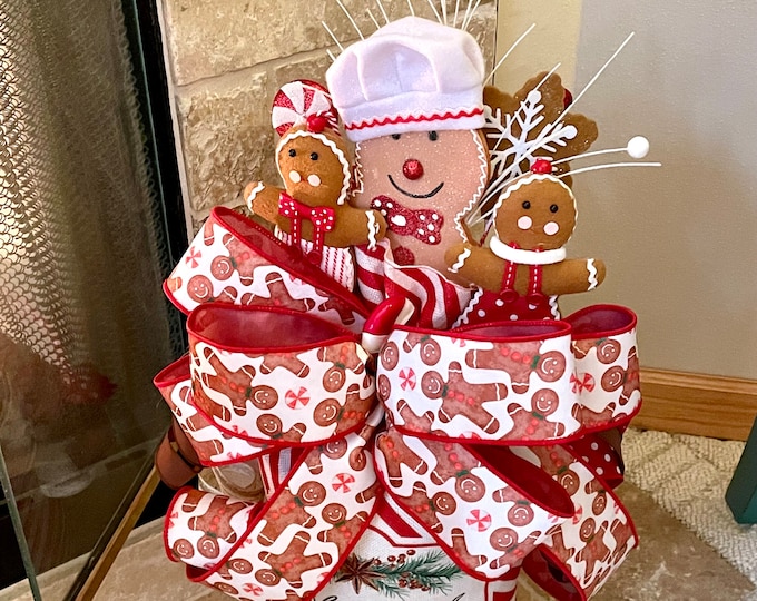 Gingerbread Centerpiece, Whimsical Christmas Table Arrangement, Red and ...