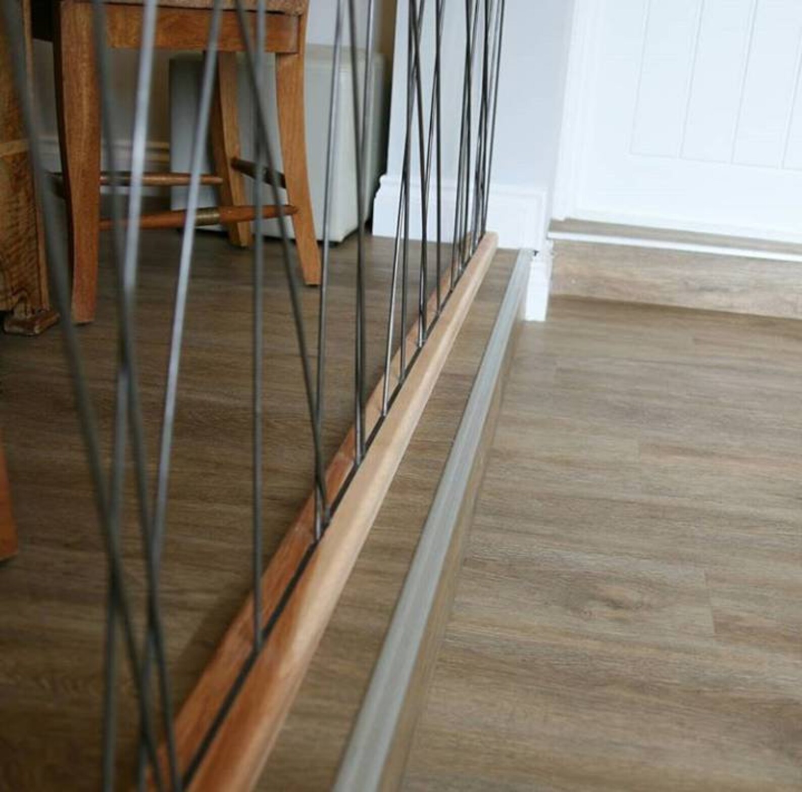 Dividing Rail / Handrail With Interlinking Natural Effect Metal Rods ...