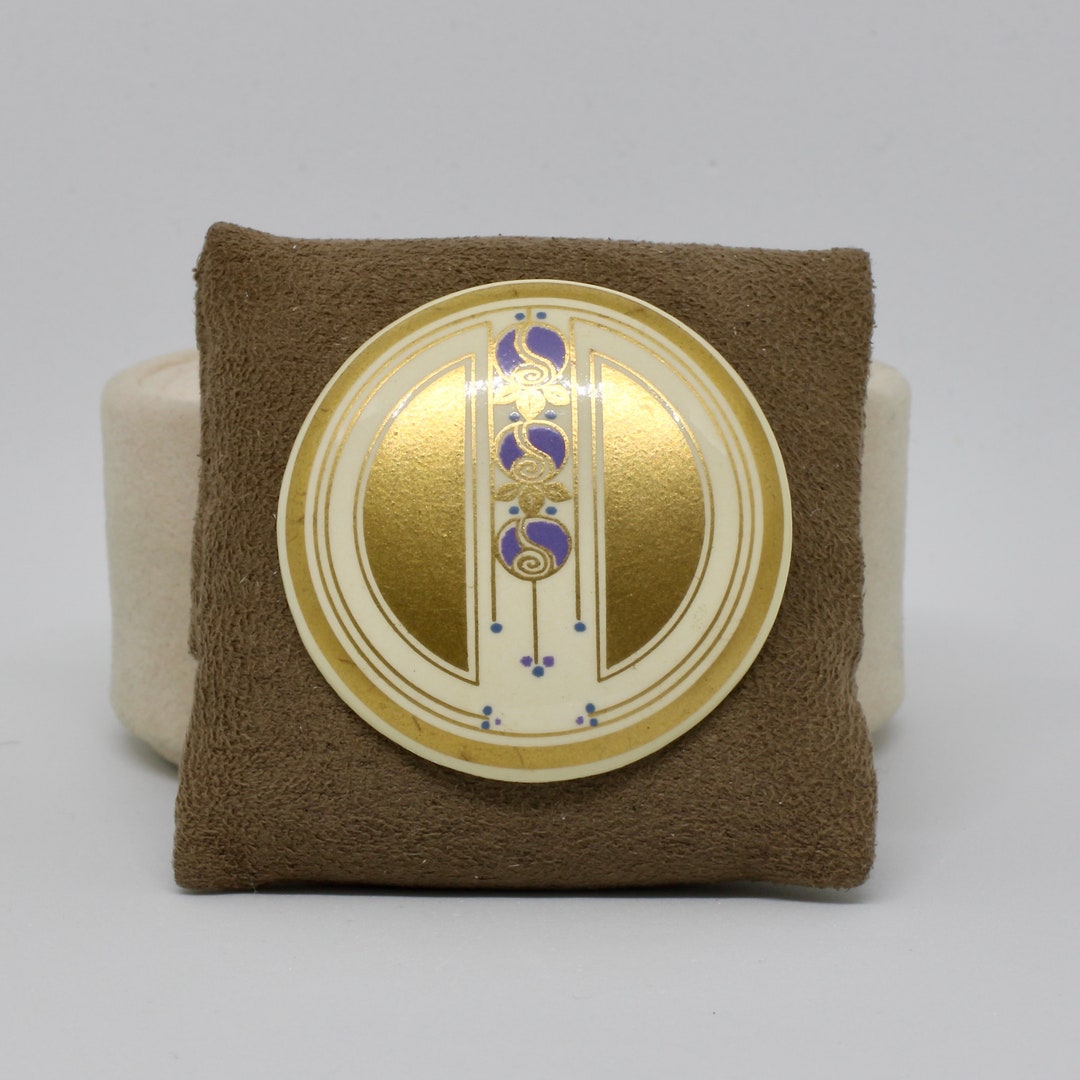 Michaela Frey Brooch Round White and Gold Fire Enamel Austria Viennese ...