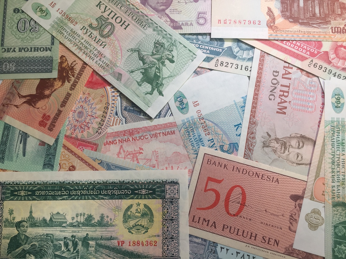 WORLD PAPER Money Set UNCIRCULATED Rare Foreign Banknotes Etsy world-paper-money-set-uncirculated-rare-foreign-banknotes-etsy