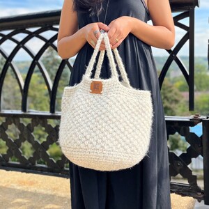 Stylish Crochet Carry All Bag Pattern PDF- Perfect for On-the-go ...