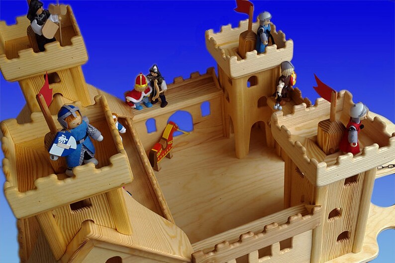 Ritterburg KleinRitterburg aus Kiefern Holz Deutsche | Etsy