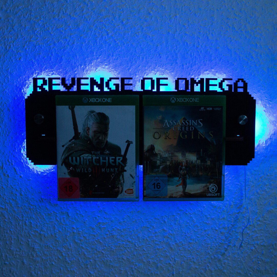 Gamer Clipboard With RGB LED Personalized Wall Shelf for Your Favorite ...