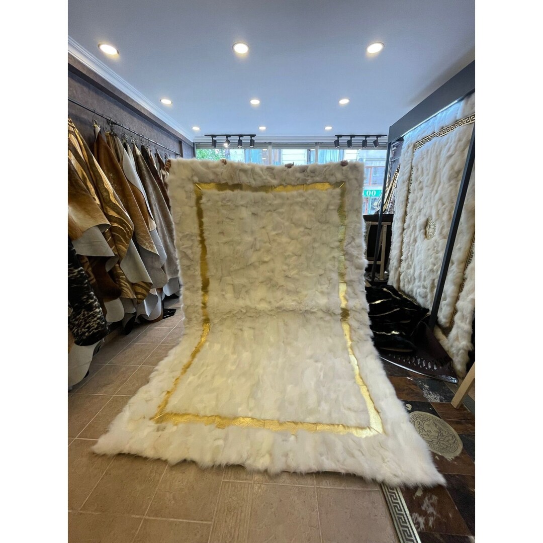 Luxurious White Real Fox Fur Rug - Handcrafted Natural Fox Fur Rug for ...