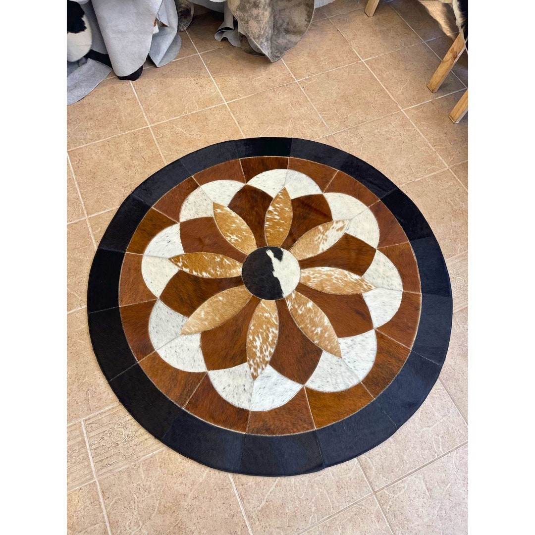 Large Round Cowhide Rug, Natural Patchwork Cow Skin Fur Carpet for ...