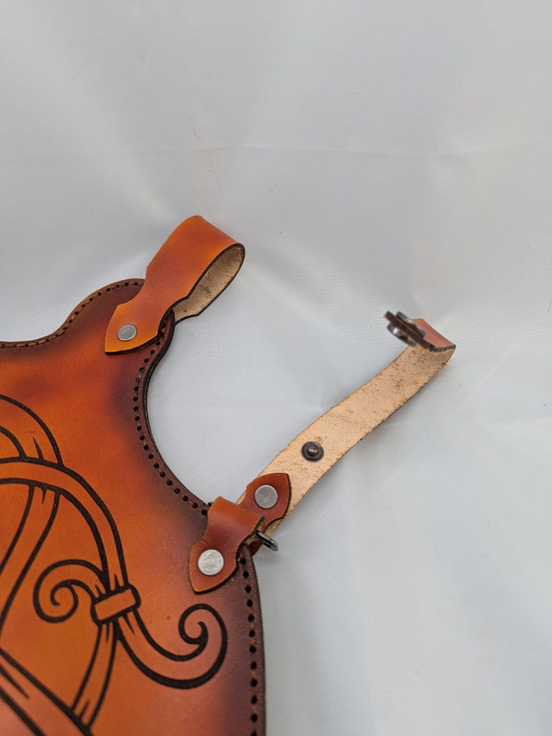 Hand Crafted Leather Hip Quiver With Celtic Etching - Etsy