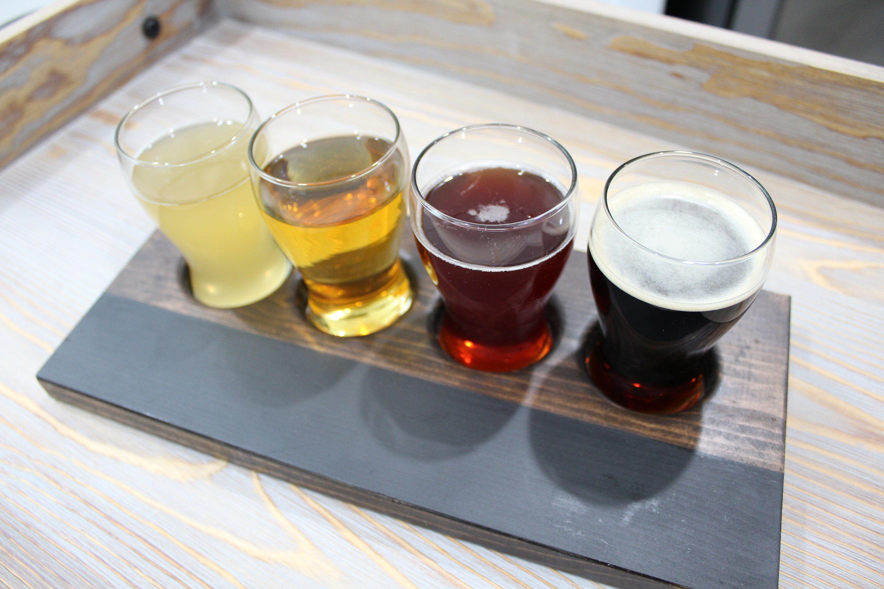 Beer Flight Tasting Wooden Tray Holder With Glasses and Chalkboard ...