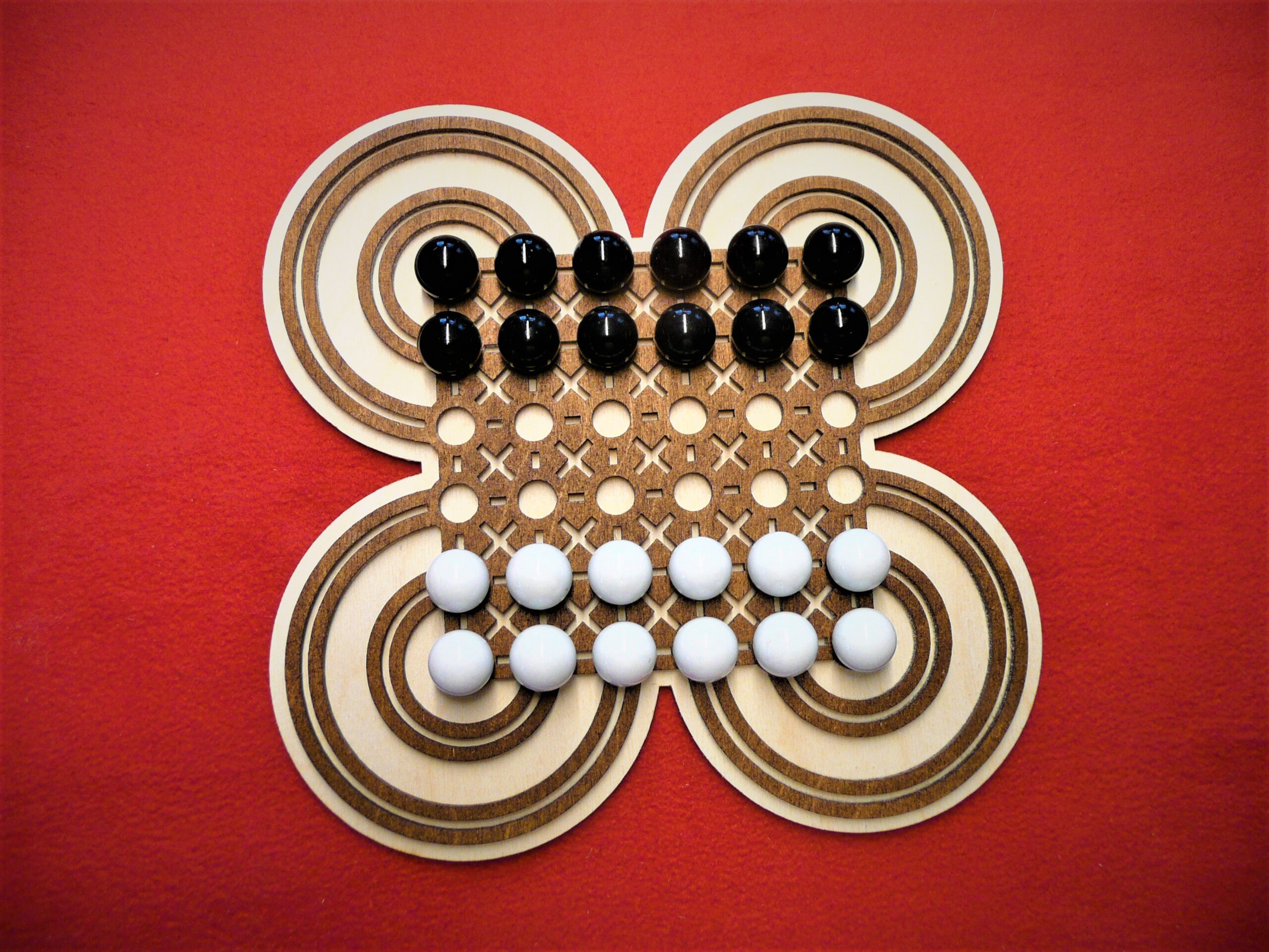 SURAKARTA Board Game Wooden Strategy Game 3D - Etsy UK