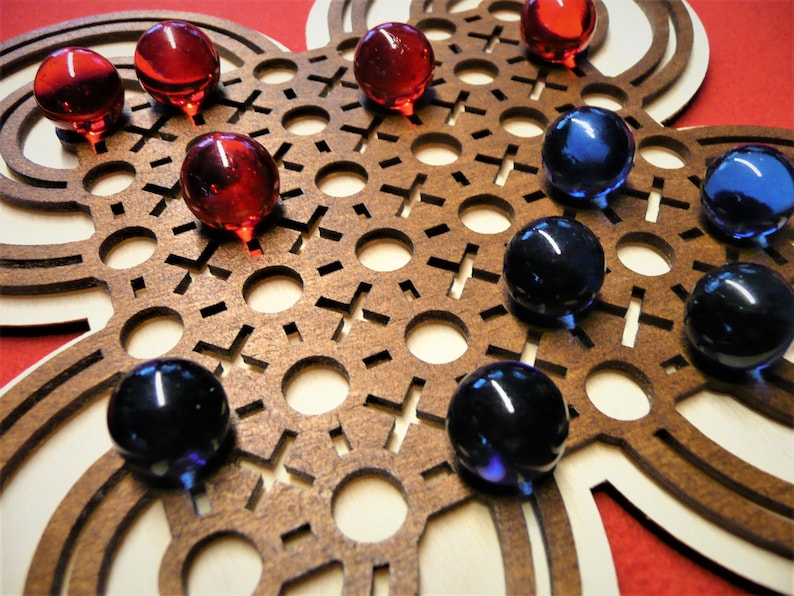 SURAKARTA Board Game Wooden Strategy Game 3D - Etsy UK